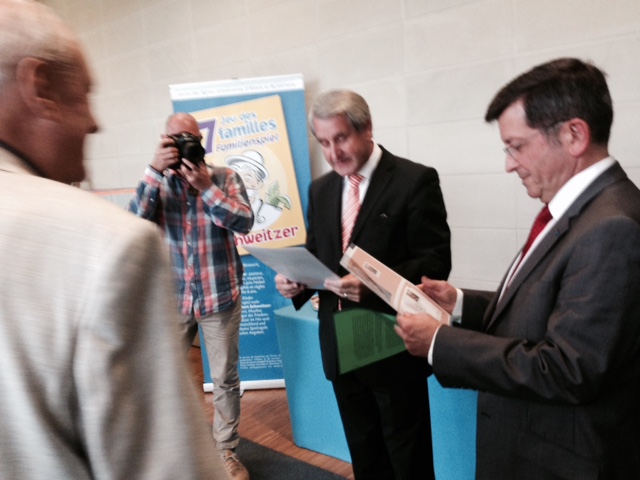 Il y a cinquante ans la mort d’Albert Schweitzer – La Feuille de Chou